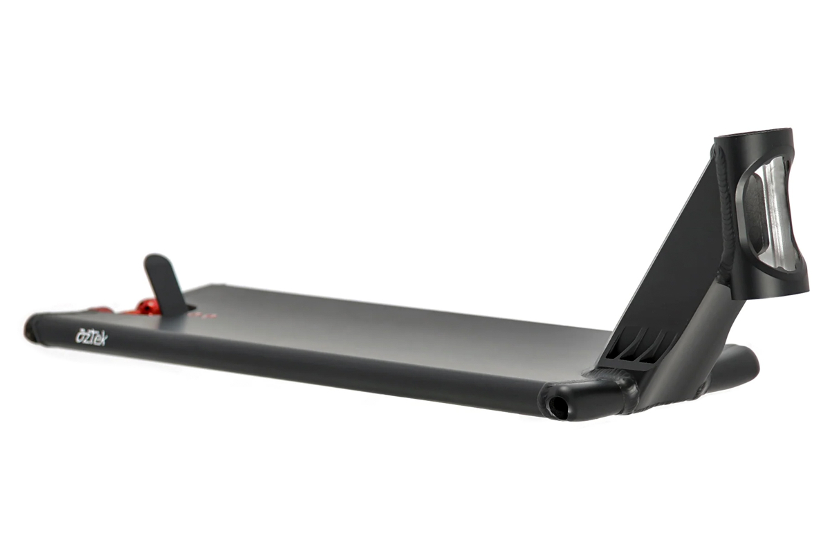 Deck Aztek Europa 2 Black Satin Taille 584 mm