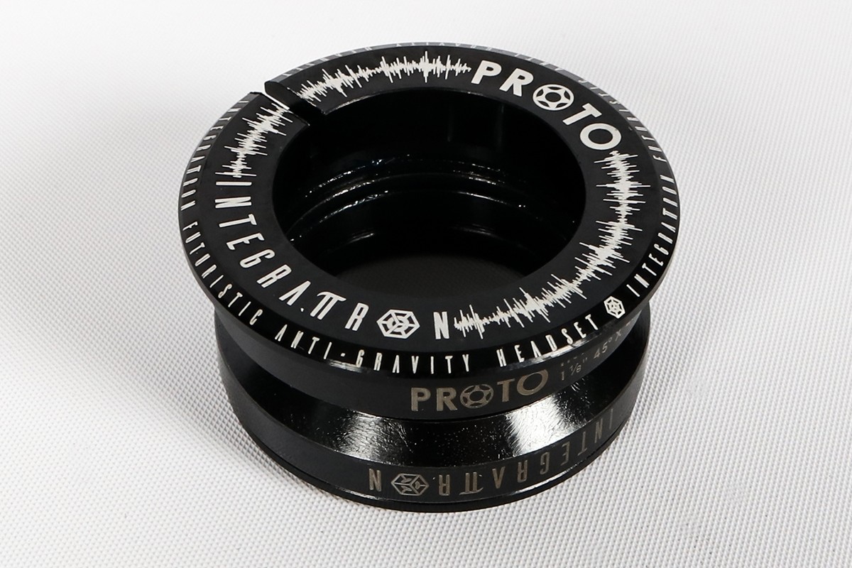 Headset Proto Integrattron