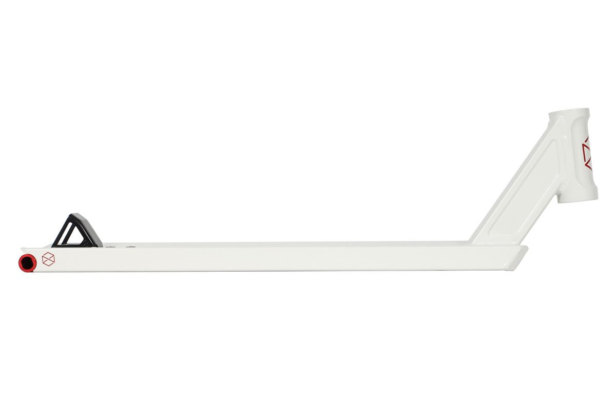 Deck Native Cargo Blanc Rouge Taille 15,2 / 59,7cm